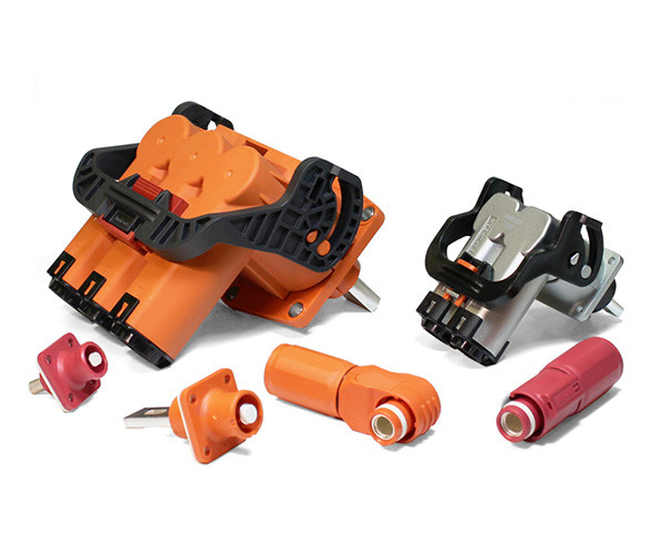 Connectors for Data Centers | Amphenol Tuchel Industrial